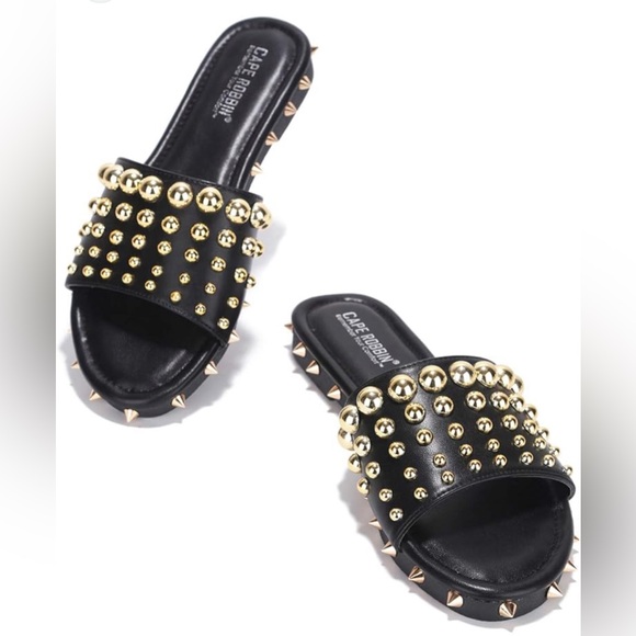 Cape Robbin | Shoes | New Cape Robbin Zacara Sandals Slides Studded ...
